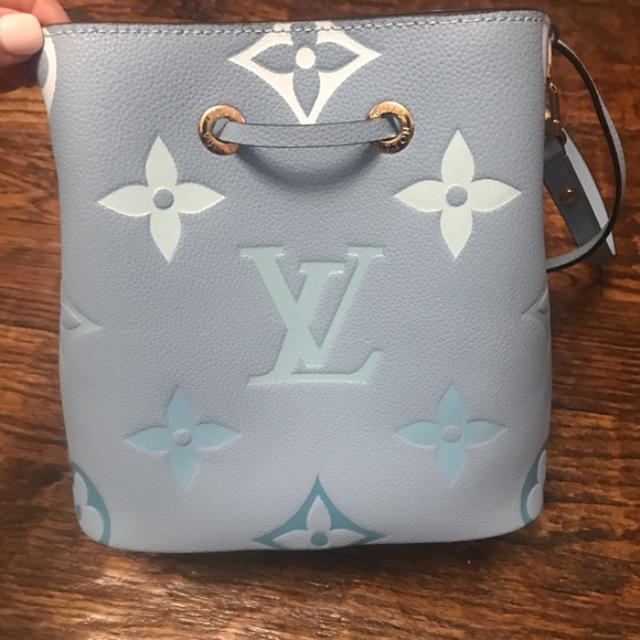 Louis Vuitton | Bags | Louis Vuitton Blue Gradient Giant Empreinte ...
